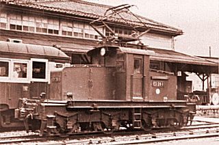ED28 1 : 八日市駅構内にて 1958頃